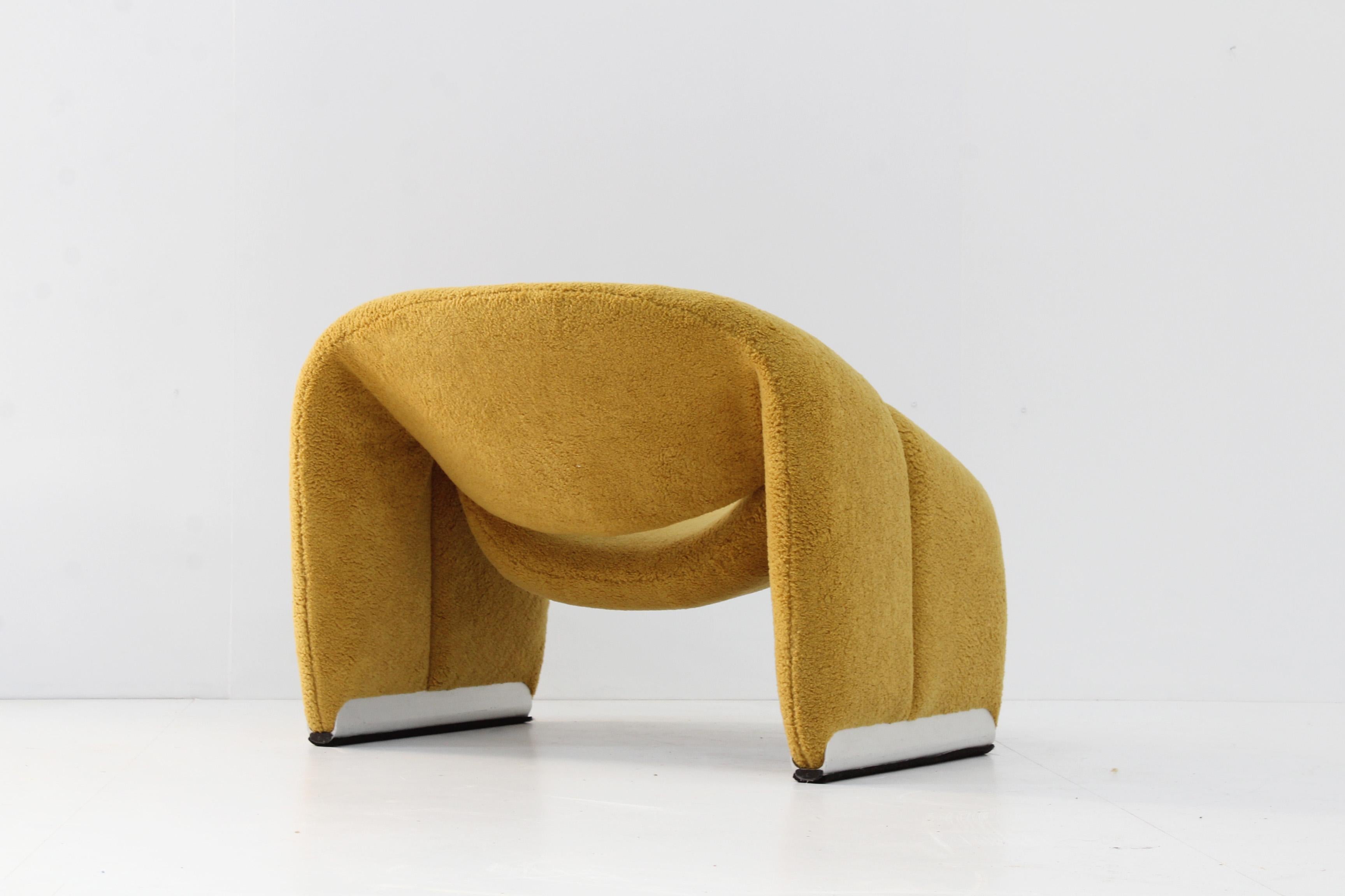 Artifort Groovy M Chair F598 Pierre Paulin For Sale at 1stDibs