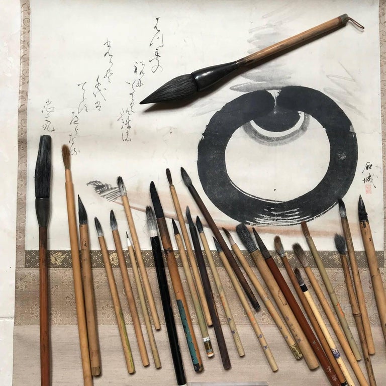 Artisan's Cache of 20 Old Chinese Paint Calligraphy Bamboo Brushes at ...