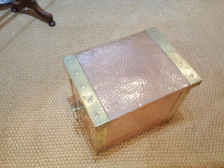 Arts and Crafts Beaten Copper and Brass Lidded Kindling Box For Sale at ...