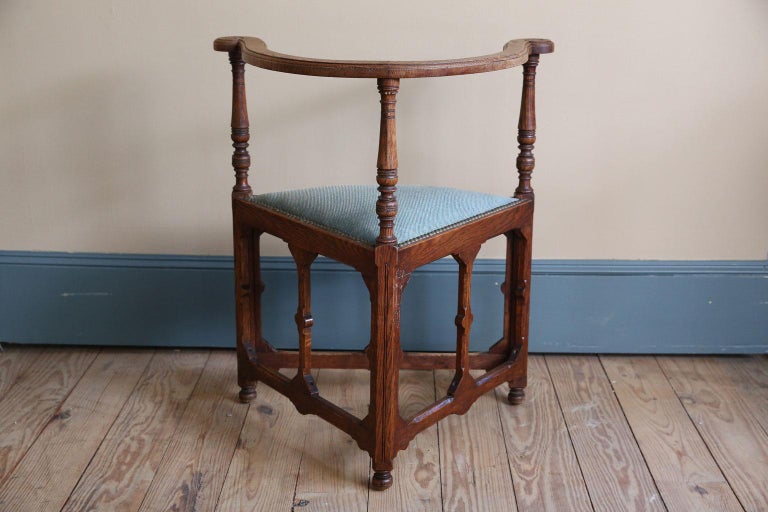 Arts and Crafts European Oak Triangular Corner Chair at 1stDibs ...