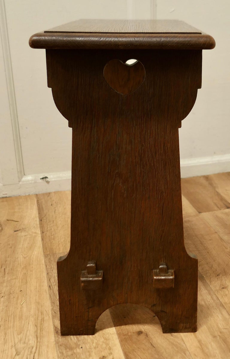 Arts and Crafts Golden Oak Joint Stool For Sale at 1stDibs