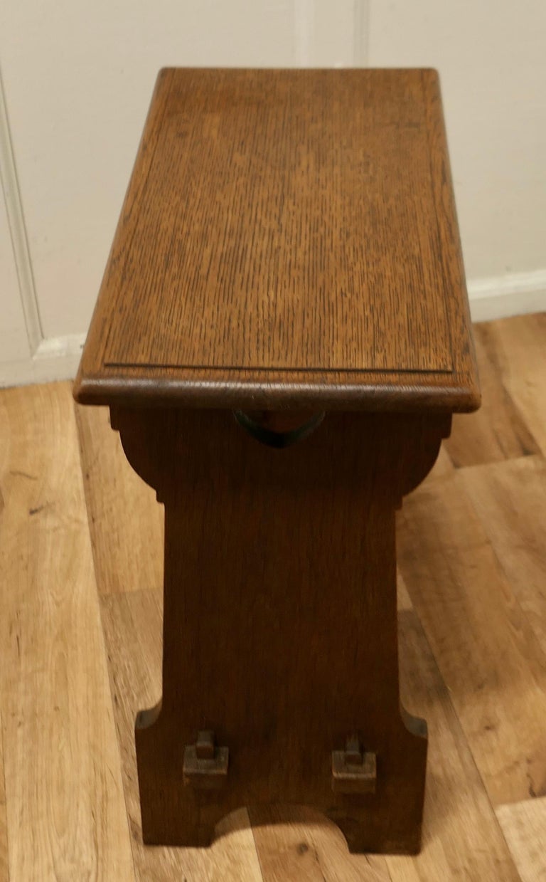 Arts and Crafts Golden Oak Joint Stool For Sale at 1stDibs