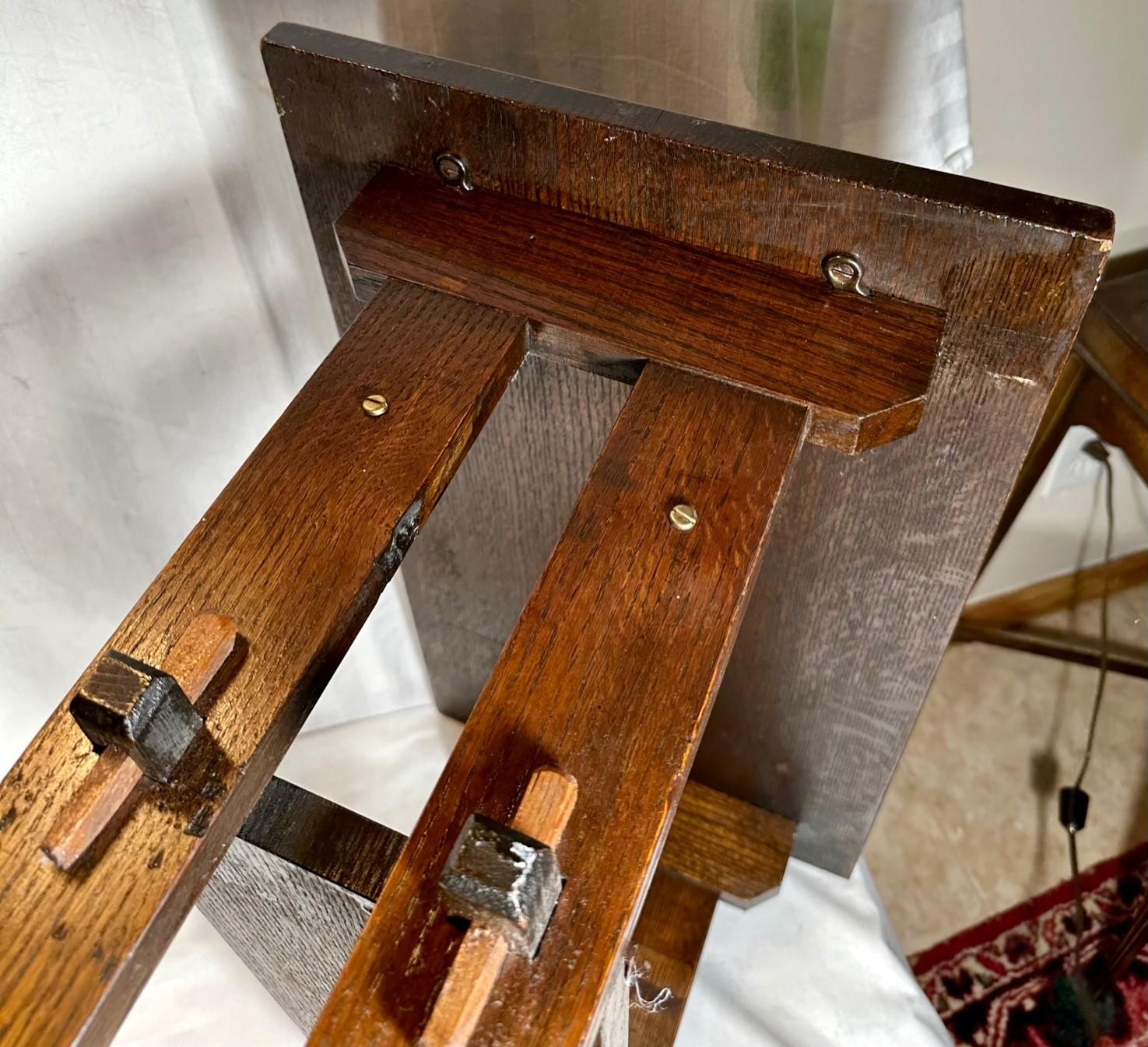 Arts and Crafts Roycroft Little Journey Oak Book Stand circa 1910. For ...