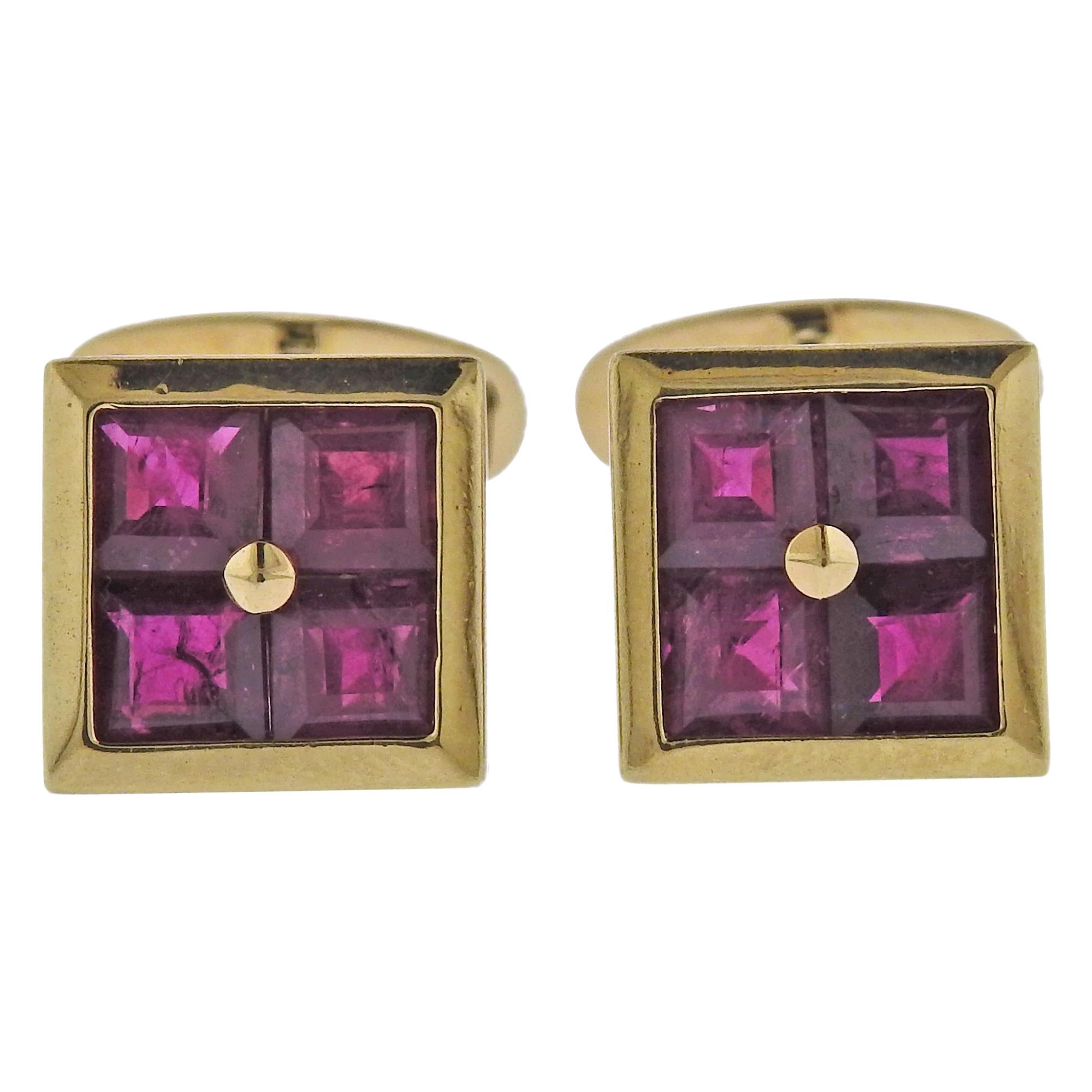 One of a Kind Carved Ruby Gold Faces Cufflinks For Sale at 1stDibs