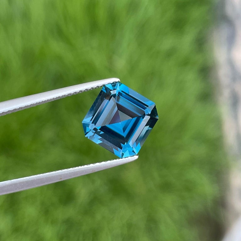 Asscher Cut London Blue Topaz Stone 4.45 Carats Topazstone Topaz Gemstone For Sale at 1stDibs