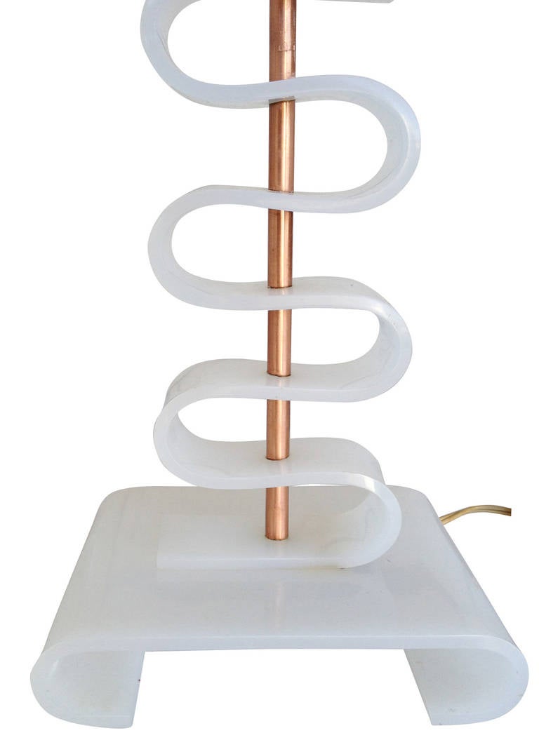 Asymmetric Midcentury Era Acrylic and Brass Table Lamp For Sale at 1stDibs
