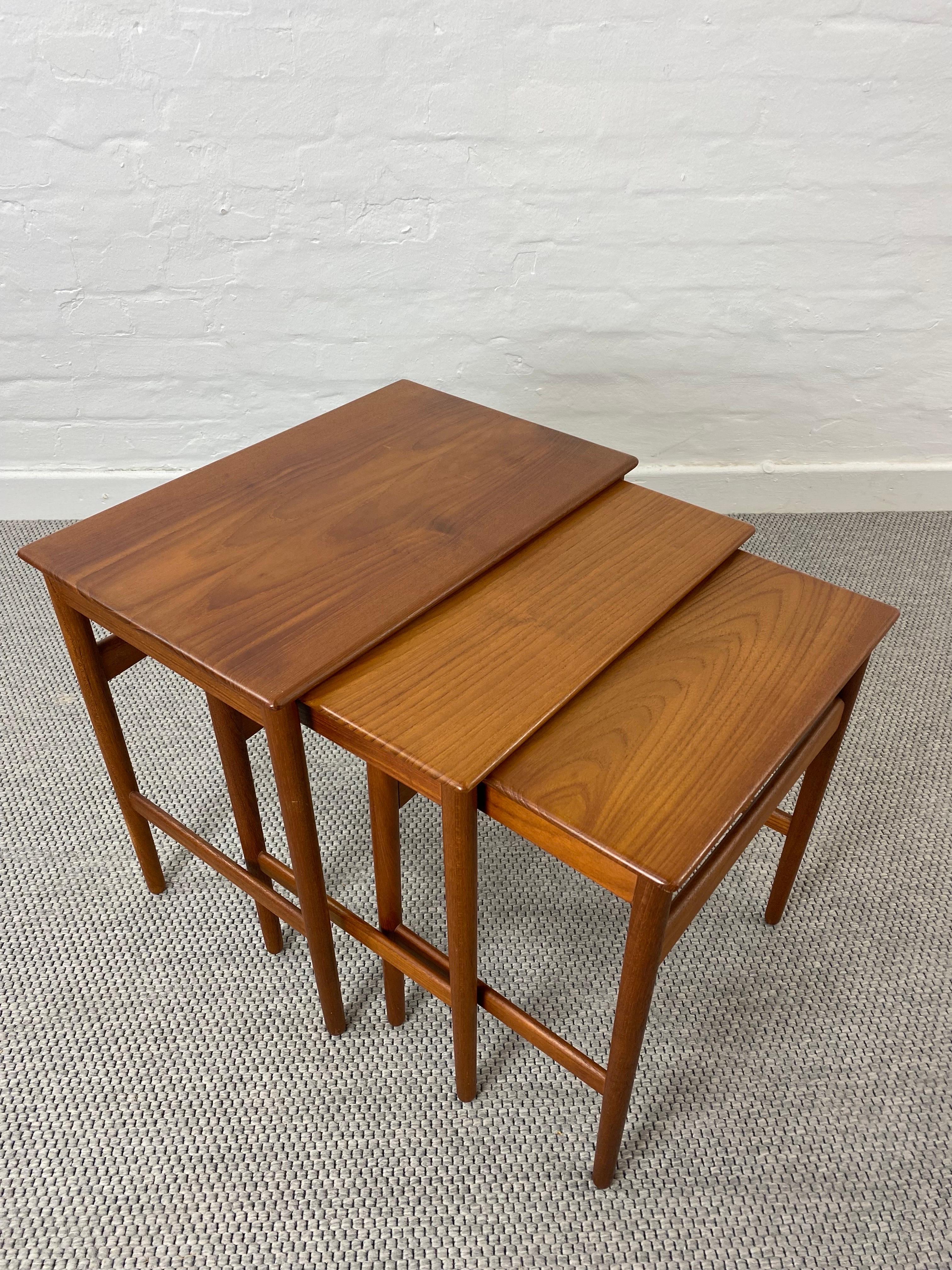 AT40 Nesting Tables in Teak by Hans Wegner for Andreas Tuck , 1960s For ...