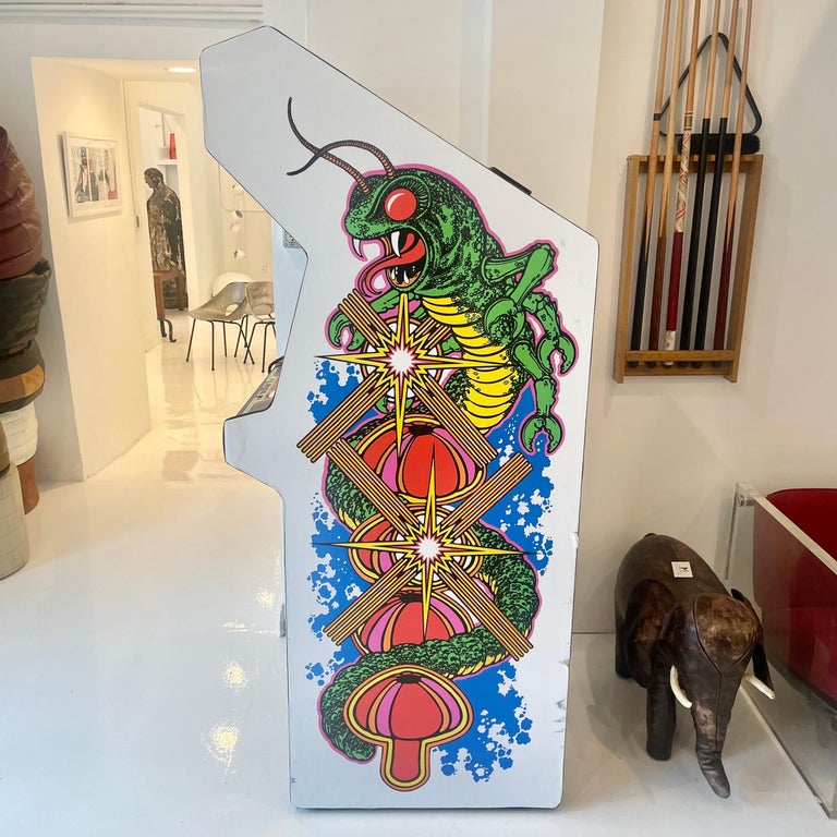 Atari Centipede Arcade Game, 1980 USA For Sale at 1stDibs