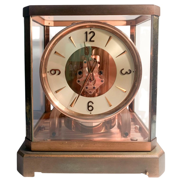 Atmos by Jaeger Le Coultre Classic Model Plated in Rose Gold For Sale ...