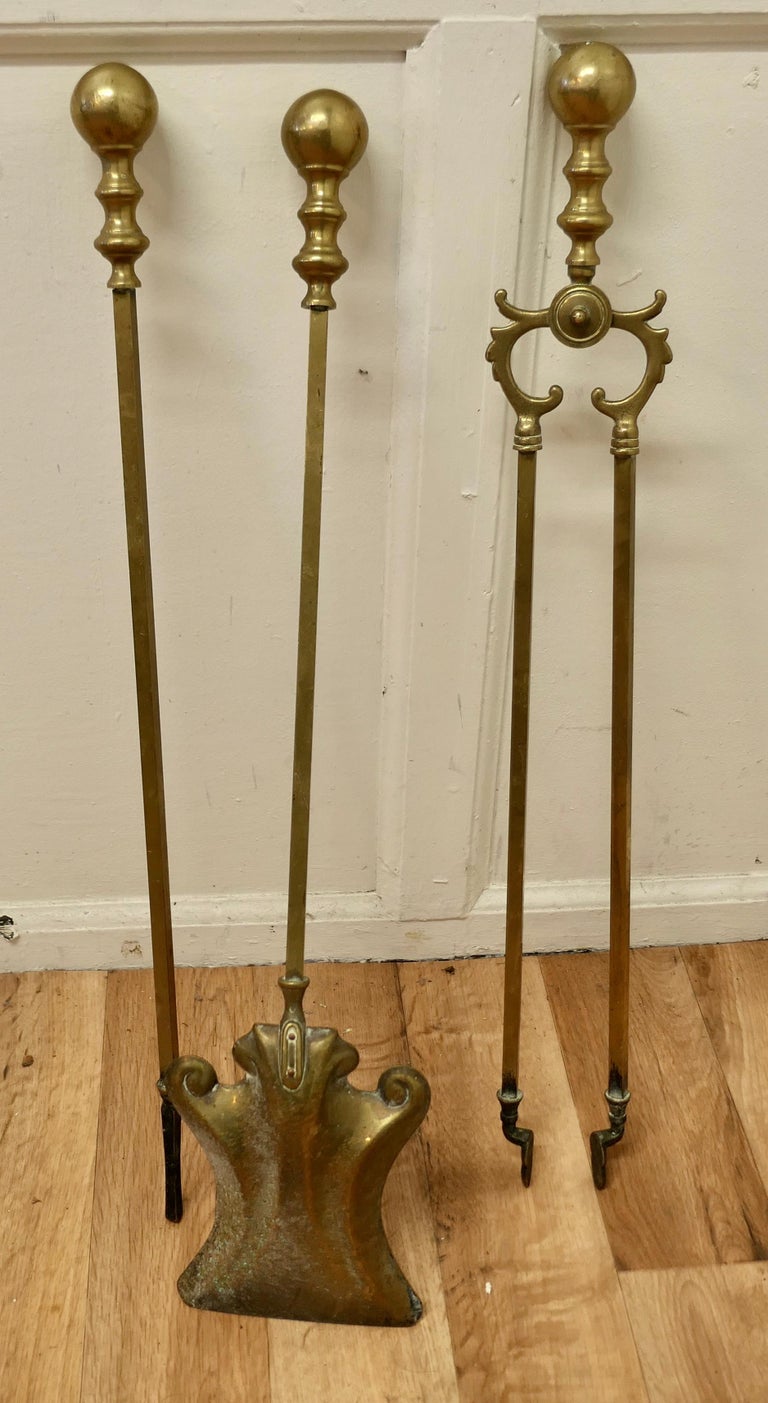 Attractive Brass Fireside Companion Set, Fireside Tools For Sale at 1stDibs