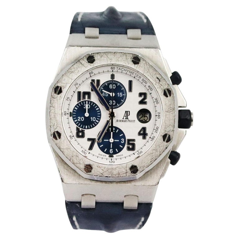 Audemar Piguet Montre-bracelet Royal Oak Offshore modèle bleu marine ...