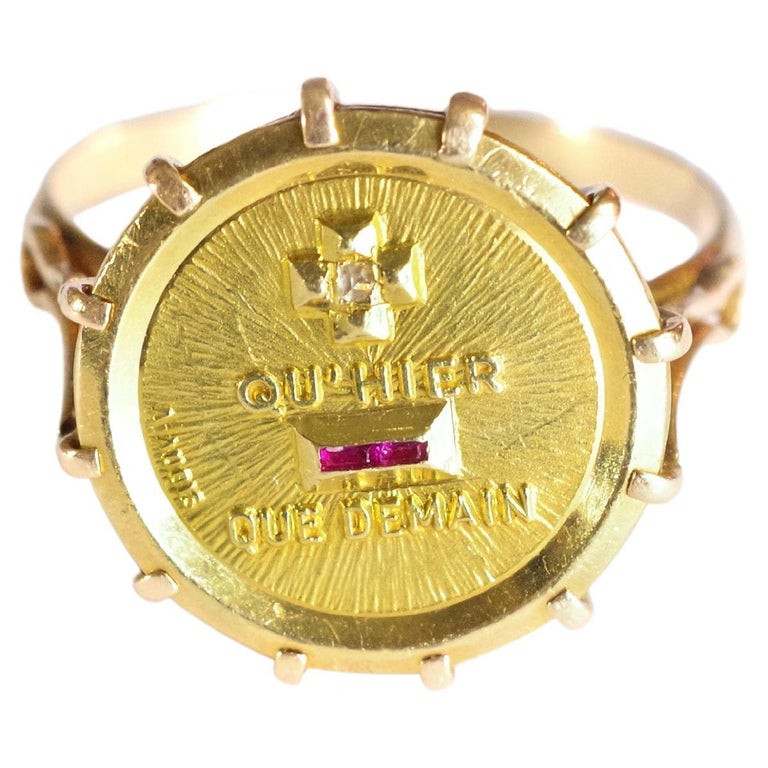 Augis Love Ring "More Than Yesterday Less Than Tomorrow" in 18k Gold at ...