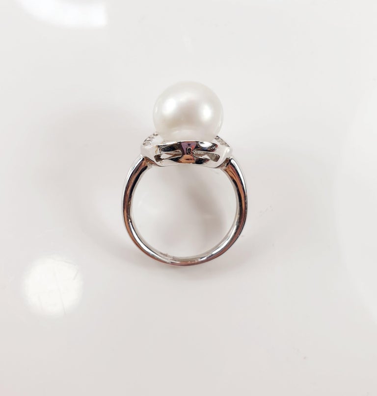 Australian Pearl Shell Ring in 18 Karat White Gold and Diamonds For ...