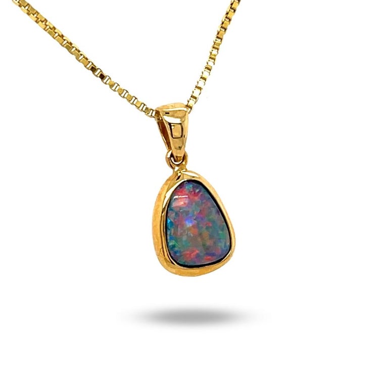 Australian Premium Quality 0.90ct Opal Doublet Pendant in 18K Yellow ...