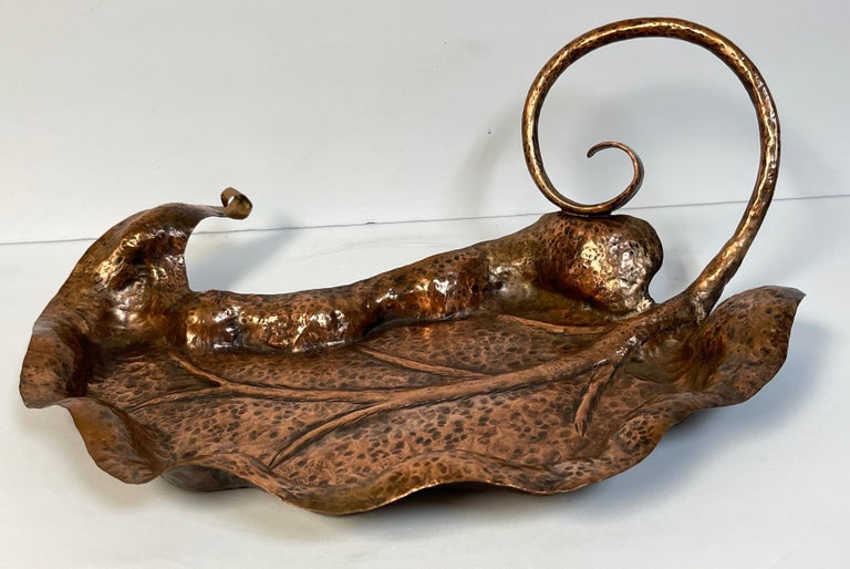Austrian Secessionist Hand-Forged Copper Leaf Motif Bowl/Vide-Poche For ...