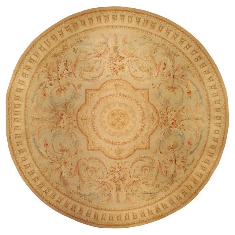Authentic 19th Century Aubusson Round Handmade Wool Rug For Sale at 1stDibs