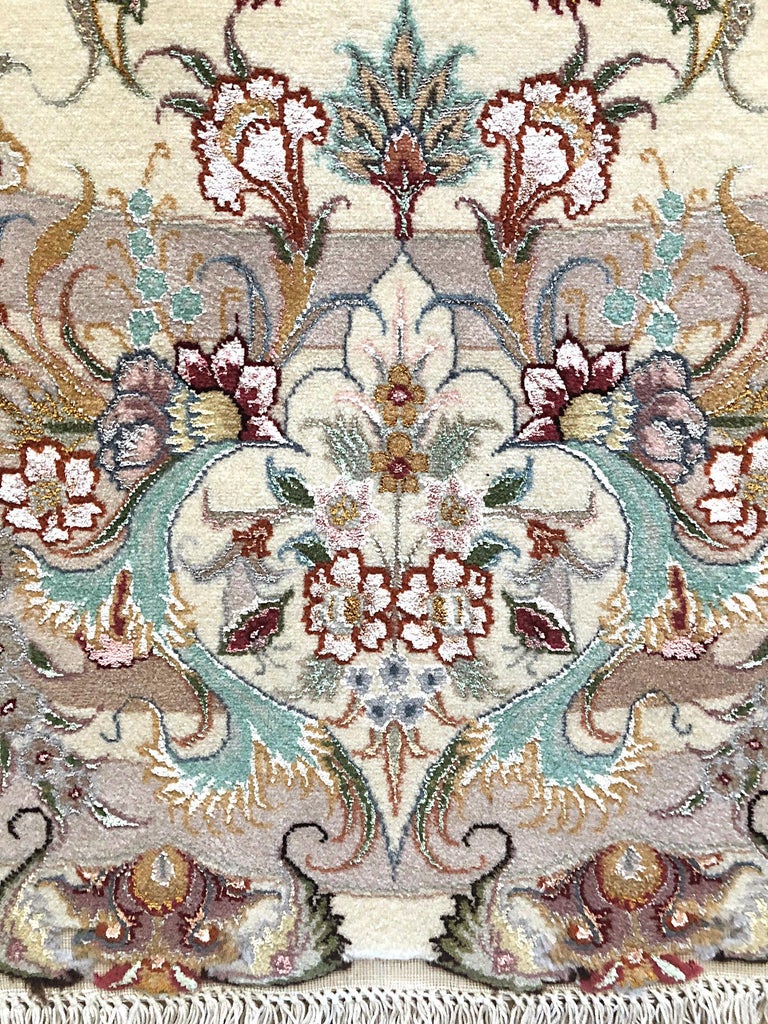 Authentic Persian Hand Knotted Medallion Floral Tabriz Round Rug at 1stDibs