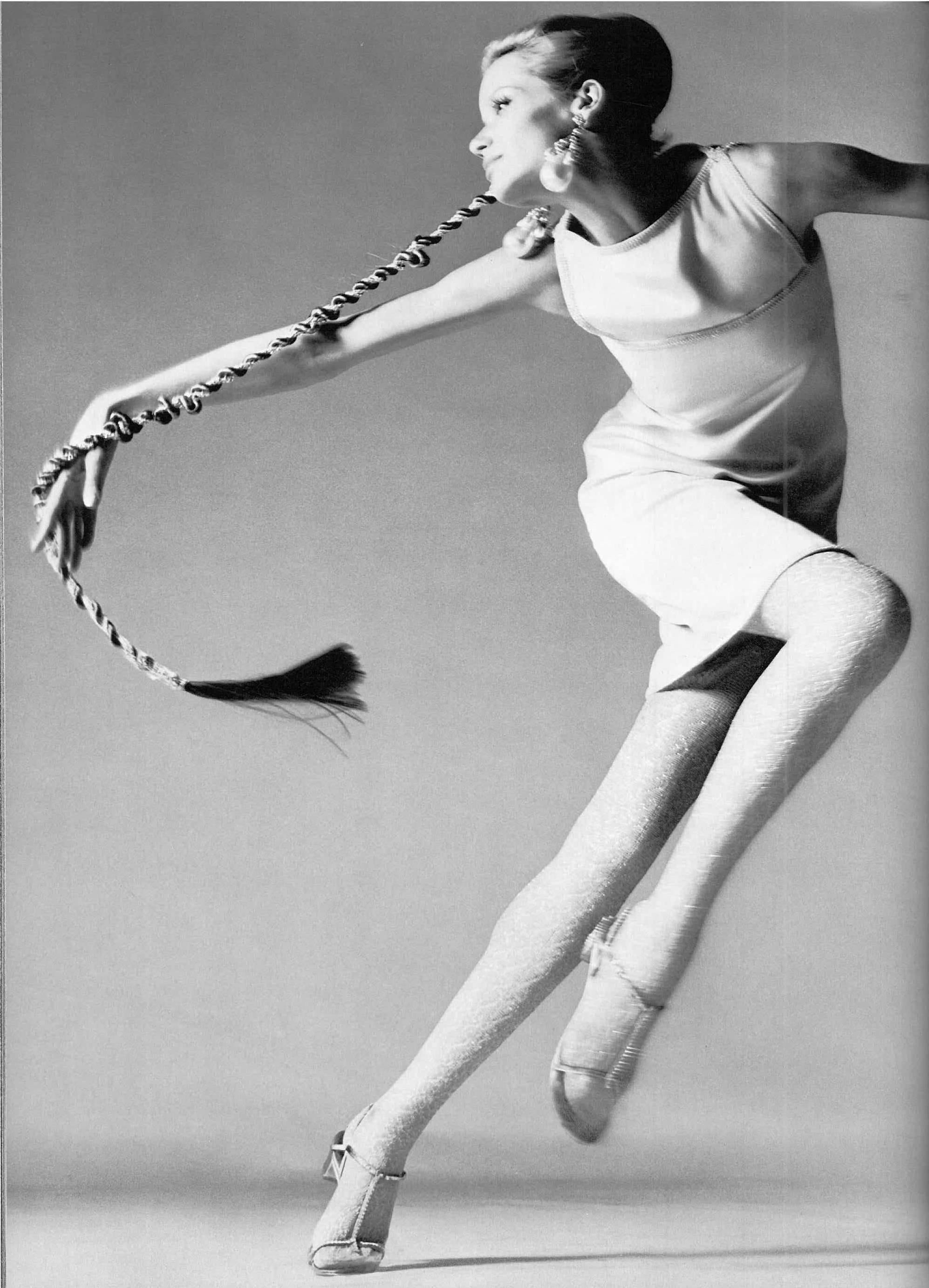Avedon: Photographs 1947-1977 (Book) at 1stDibs