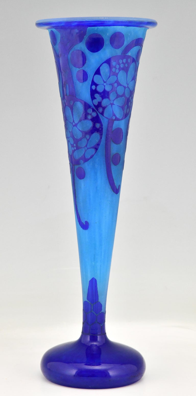 Azurette Art Deco Blue Cameo Glass Vase by Charles Schneider Le Verre ...