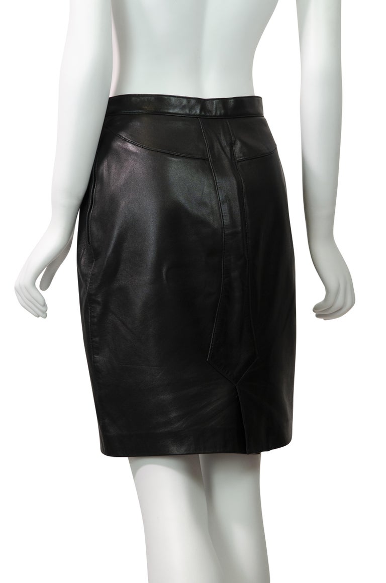 AZZEDINE ALAÏA Vintage Leather Mini Skirt For Sale at 1stDibs
