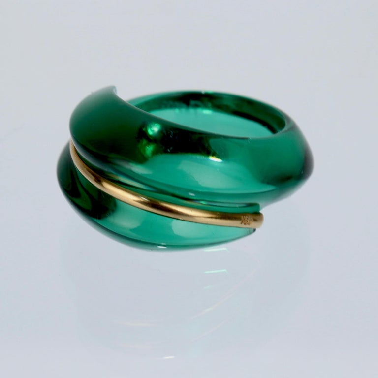 Baccarat Green Coquillage Crystal and 18 Karat Gold Cocktail Ring at ...
