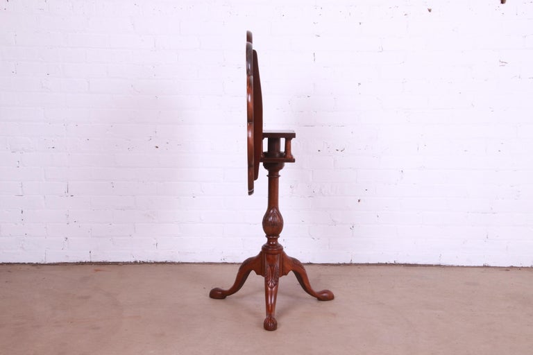 Baker Furniture Georgian Carved Mahogany Tilt Top Pedestal Tea Table ...