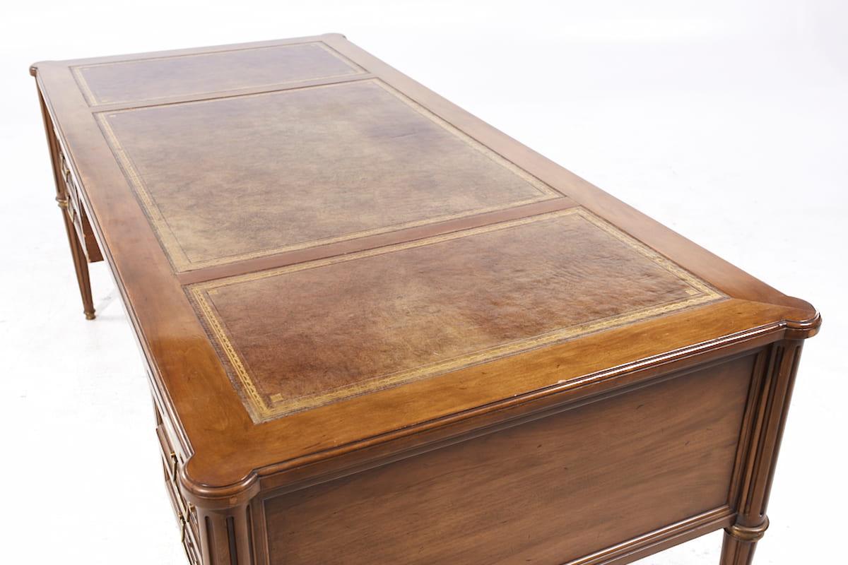 Baker Furniture Louis XVI Leather Top French Executive Desk For Sale at ...
