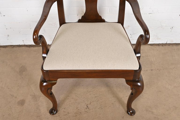 Baker Furniture Queen Anne Carved Mahogany Dining Chairs, Fully ...