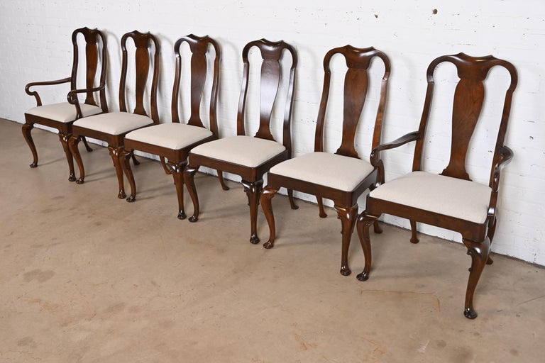 Baker Furniture Queen Anne Carved Mahogany Dining Chairs, Fully ...