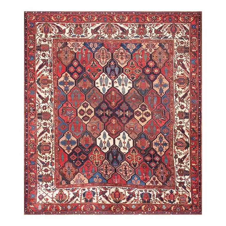 Antique Bakhtiari Rug 11' 9" x 13' 6" For Sale at 1stDibs