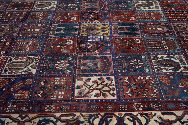 Bakhtiari Rug For Sale at 1stDibs