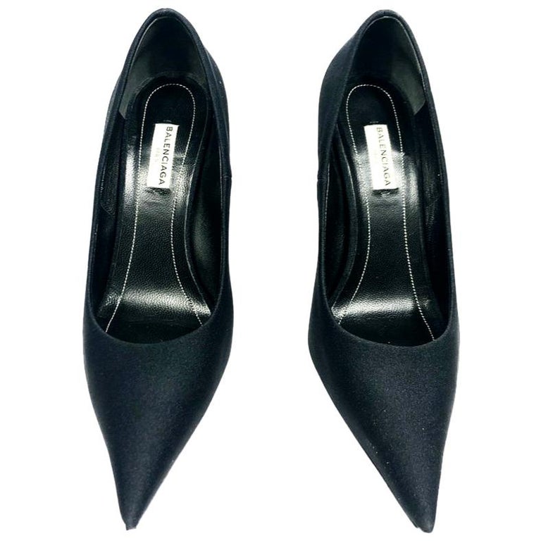 BALENCIAGA Black Spandex Pointed Toe Pump Heels Size 37.5 For Sale at ...