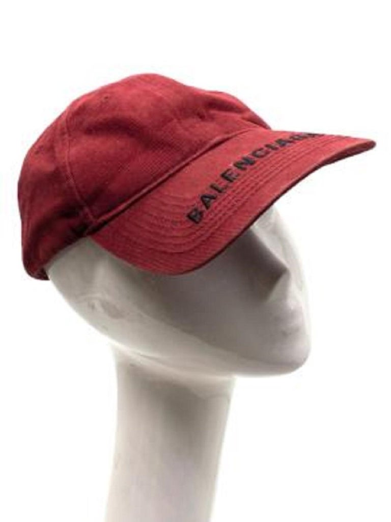 Balenciaga Red Cotton Logo Embroidered Baseball Cap For Sale at 1stDibs