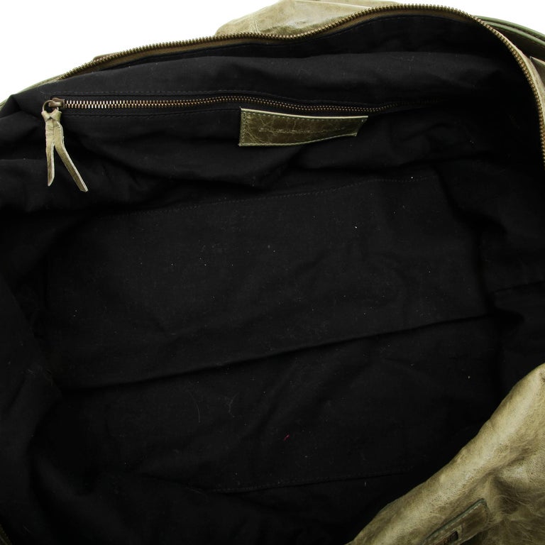BALENCIAGA Weekender Bag in Green Aged Leather at 1stDibs | balenciaga ...