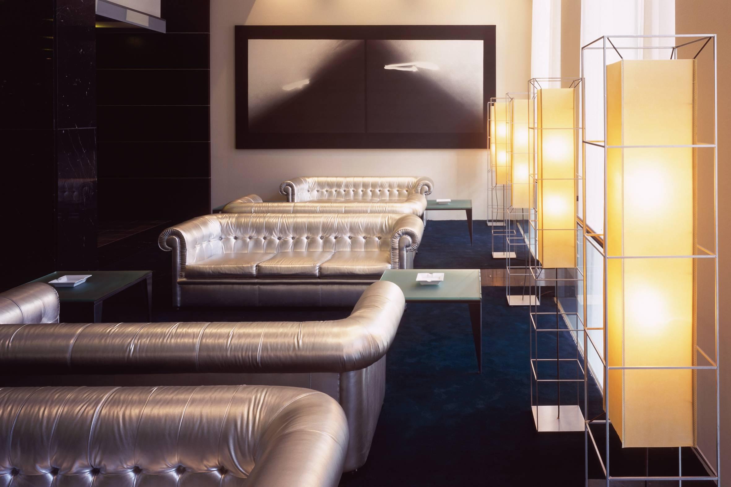 Baleri Italia Bristol Armchair in Red Leather by Enrico Baleri For Sale ...