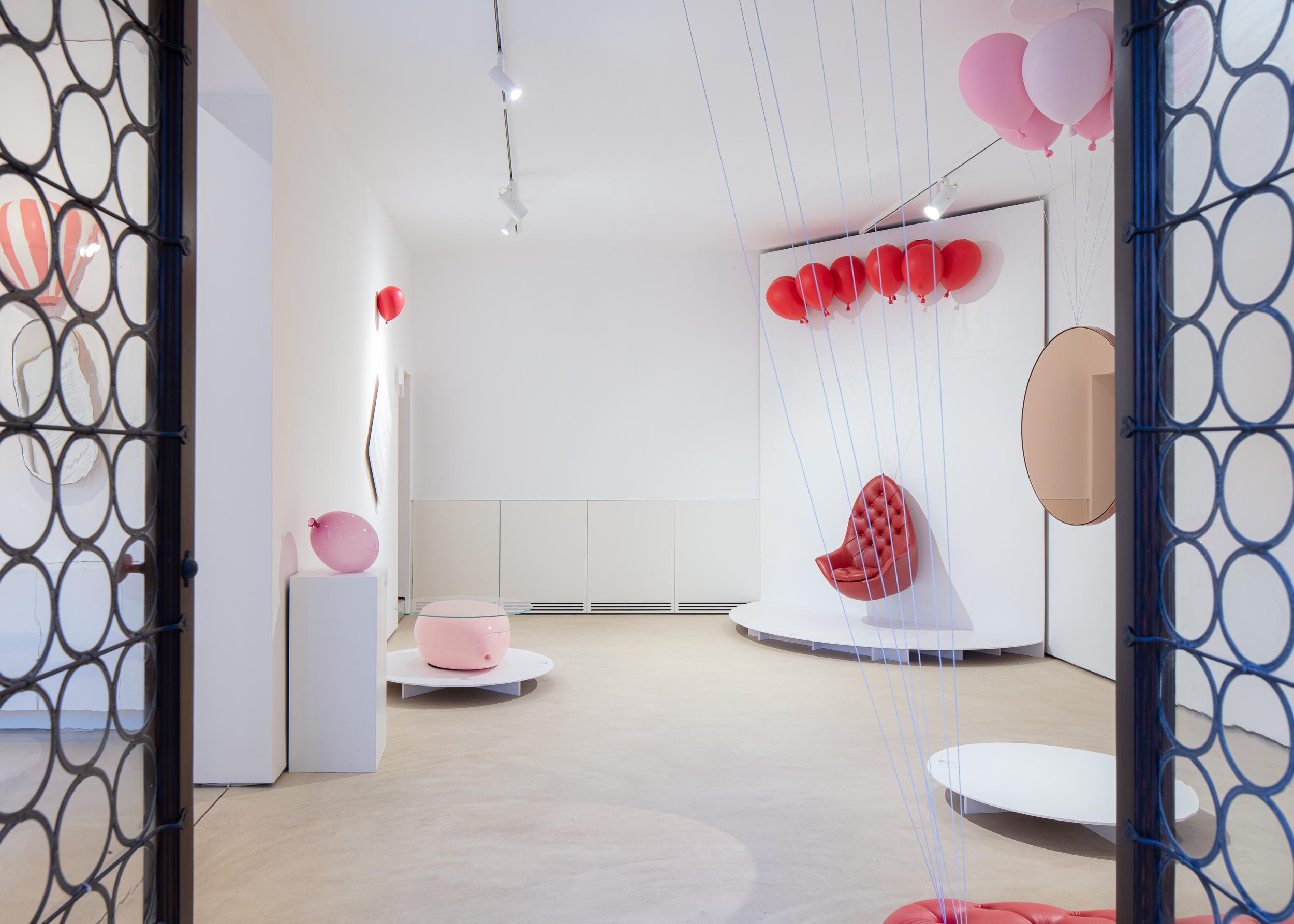 Balloon Table by Satoshi Itasaka h220430 For Sale at 1stDibs