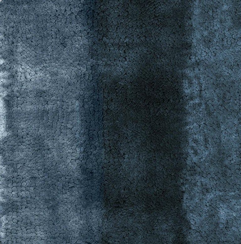 Baltic Circular Hand-Tufted Dyed Wool Rug ii in Blue Gradient For Sale ...