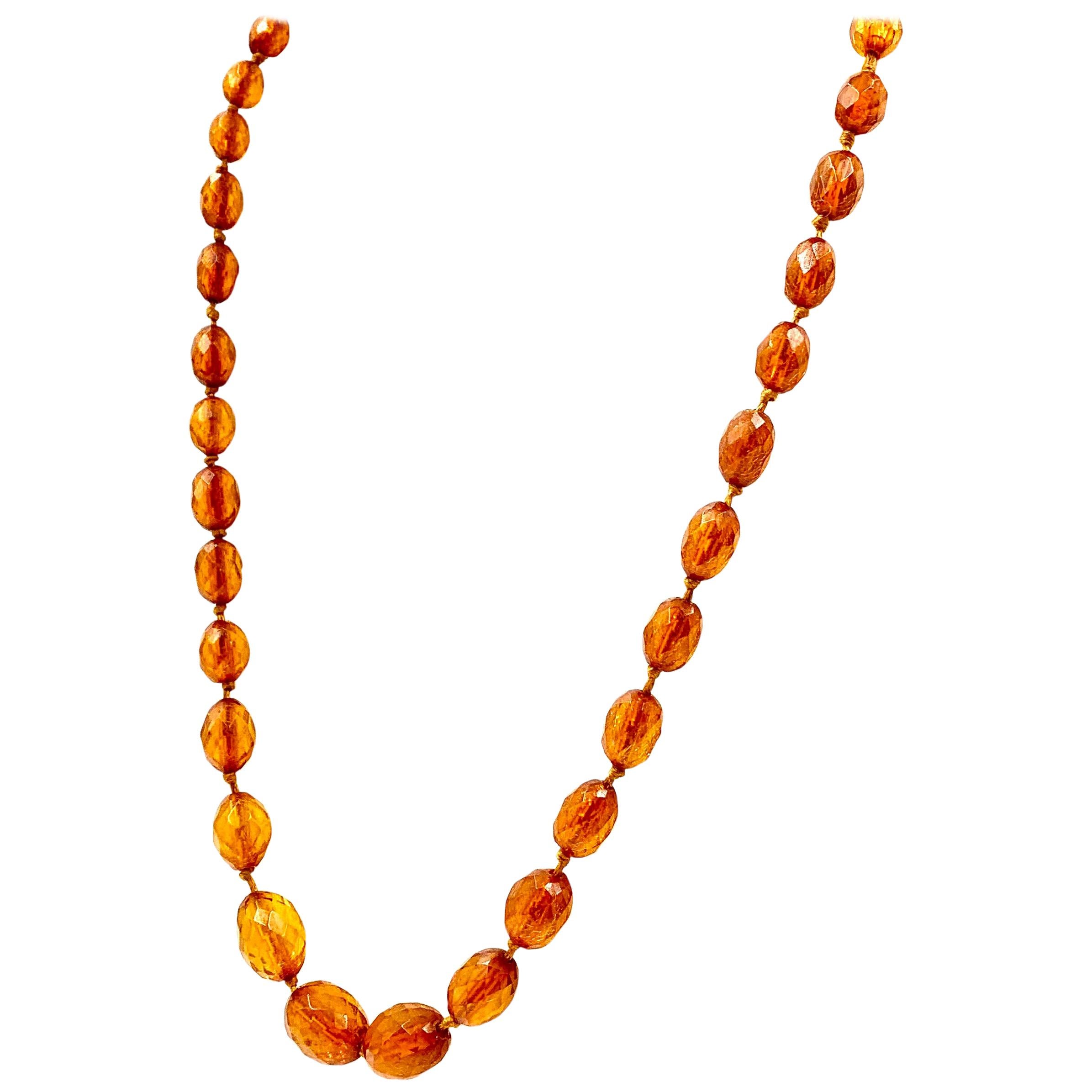 Antique Chinese Amber Court Necklace or Mala, 19th Century at 1stDibs