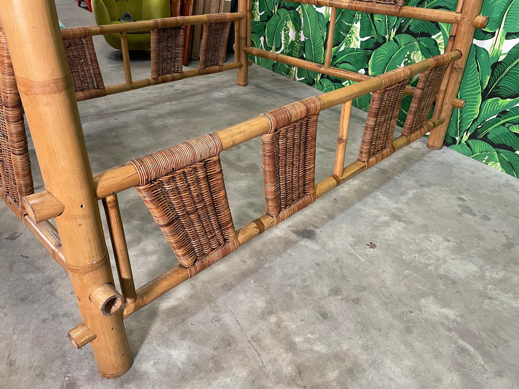 Bamboo and Rattan Queen Size Canopy Bed For Sale at 1stDibs