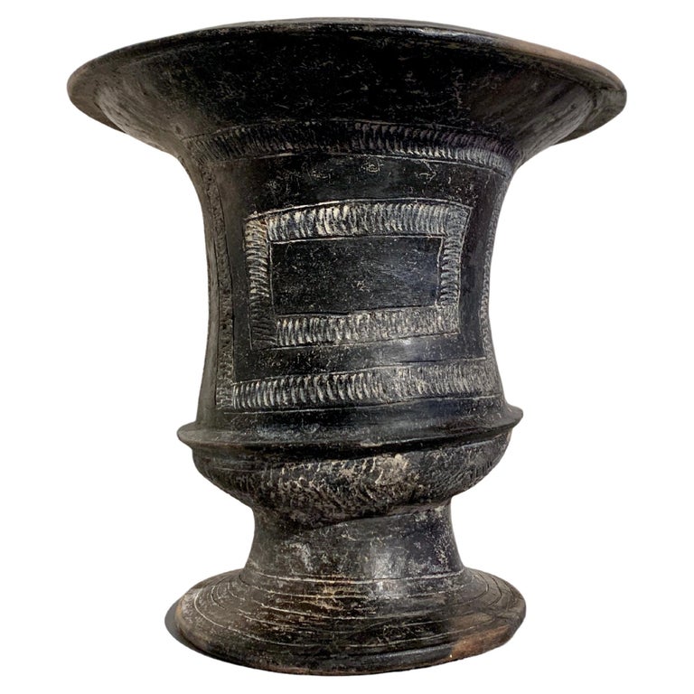 Ban Chiang Burnished and Incised Black Pottery Vessel, 1200-800 BC ...