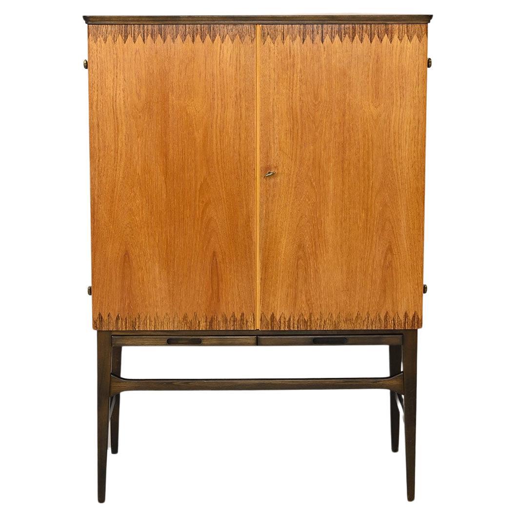 Epoxy Resin Cabinets - 6 For Sale at 1stDibs | epoxy resin kitchen cabinets