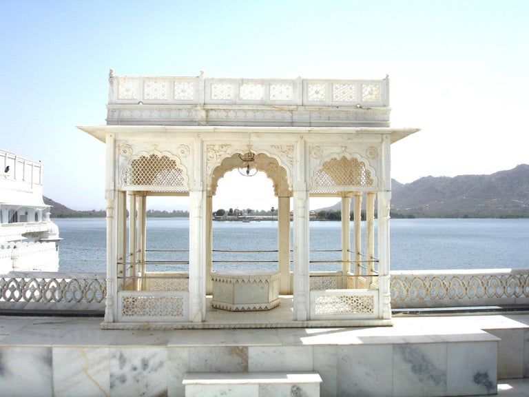 Baradari in White Marble Handcrafted in India For Sale at 1stDibs