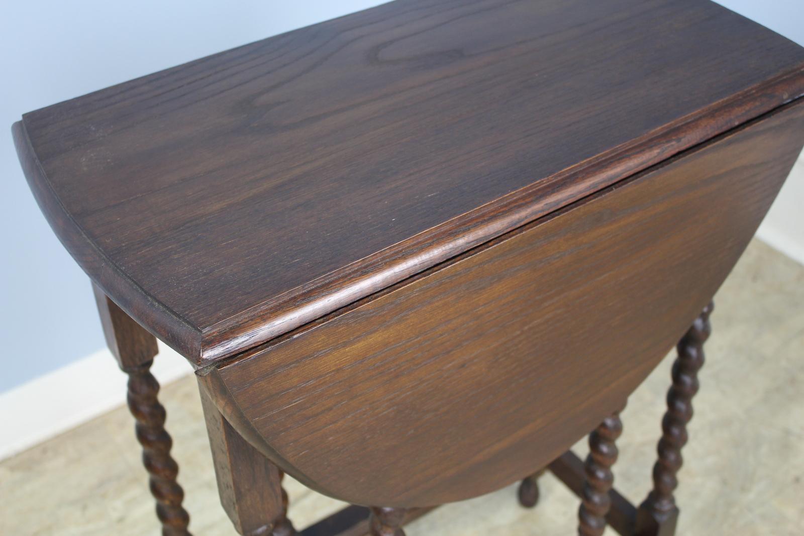 Barley Twist Drop Leaf Gateleg End Table at 1stDibs