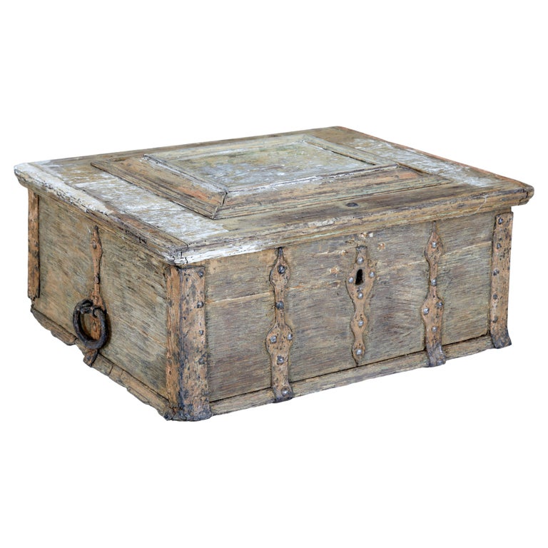 Baroque 18th Century Scandinavian Oak and Pine Strong Box at 1stDibs