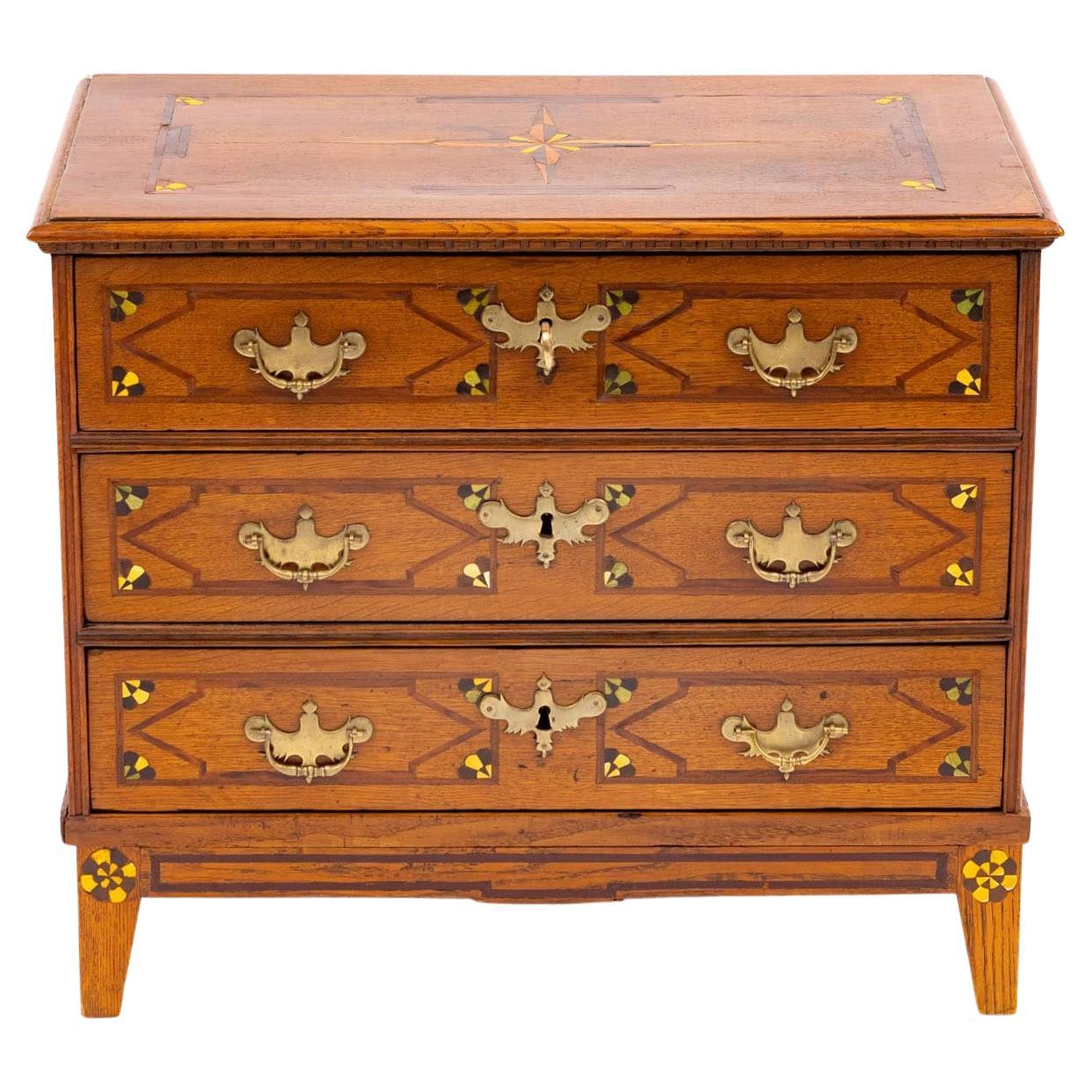 Fancy Modern Designer Chest of Drawers in Baroque Style For Sale at 1stDibs