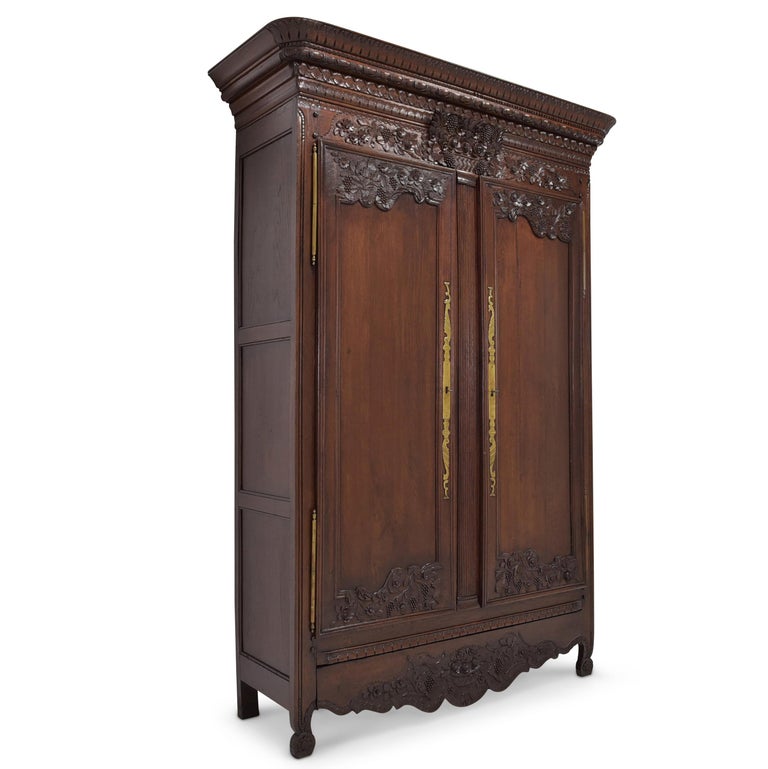 Baroque Louis XVI Hallway Wardrobe in Oak, 1780 For Sale at 1stDibs