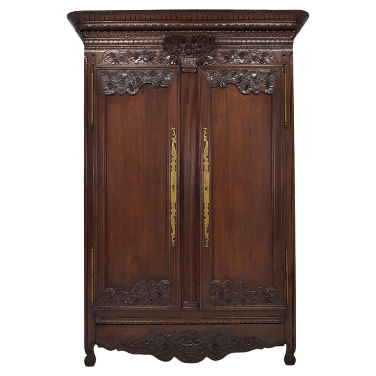 Baroque Louis XVI Hallway Wardrobe in Oak, 1780 For Sale at 1stDibs
