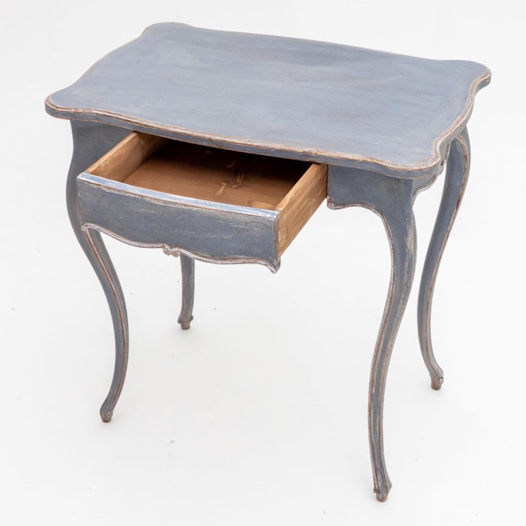 Baroque Style Side Table in Blue For Sale at 1stDibs