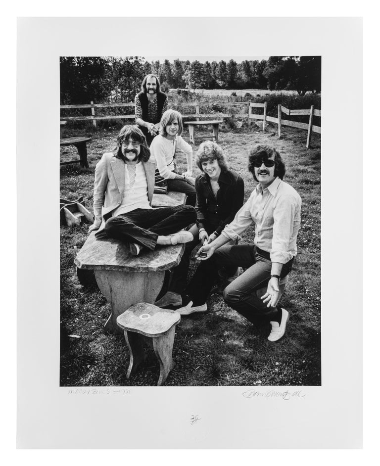 Barrie Wentzell – Moody Blues im Angebot bei 1stDibs