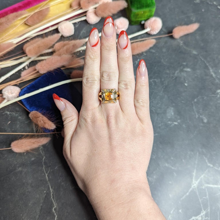 Baskin Bros. 2.50 Carats Orange Sapphire Diamond 18 Karat Gold Gemstone ...